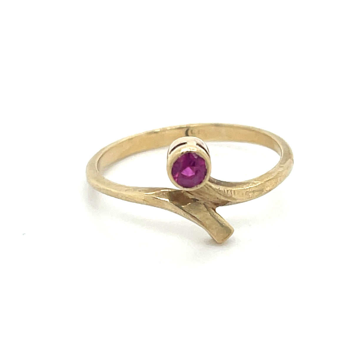 Crossover Ruby Ring in 14ct Gold – Jems of Remuera