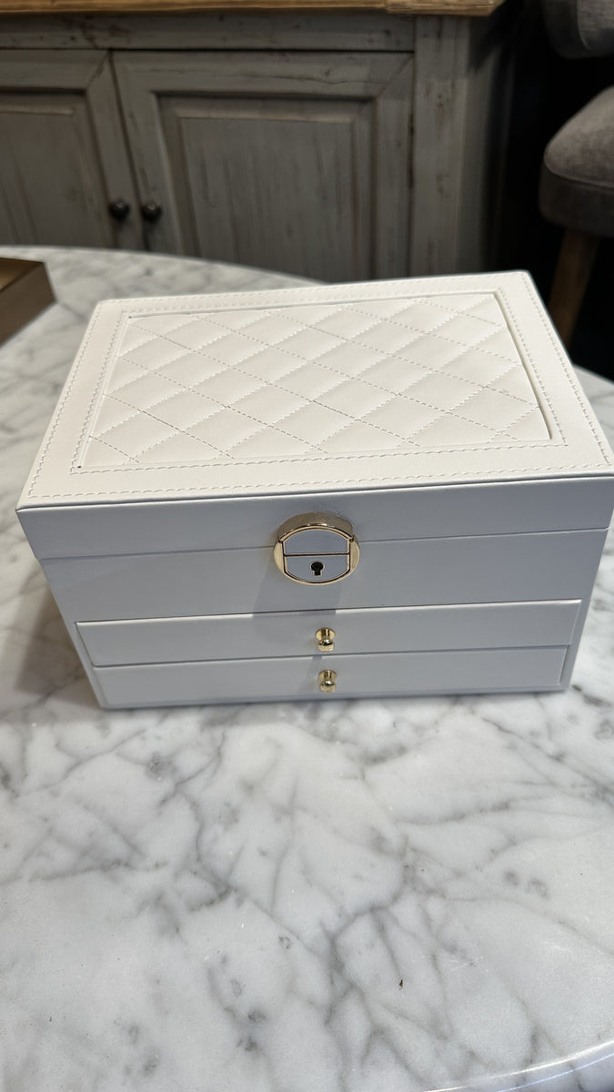 Quilted Jewellery Box / White – Jems of Remuera